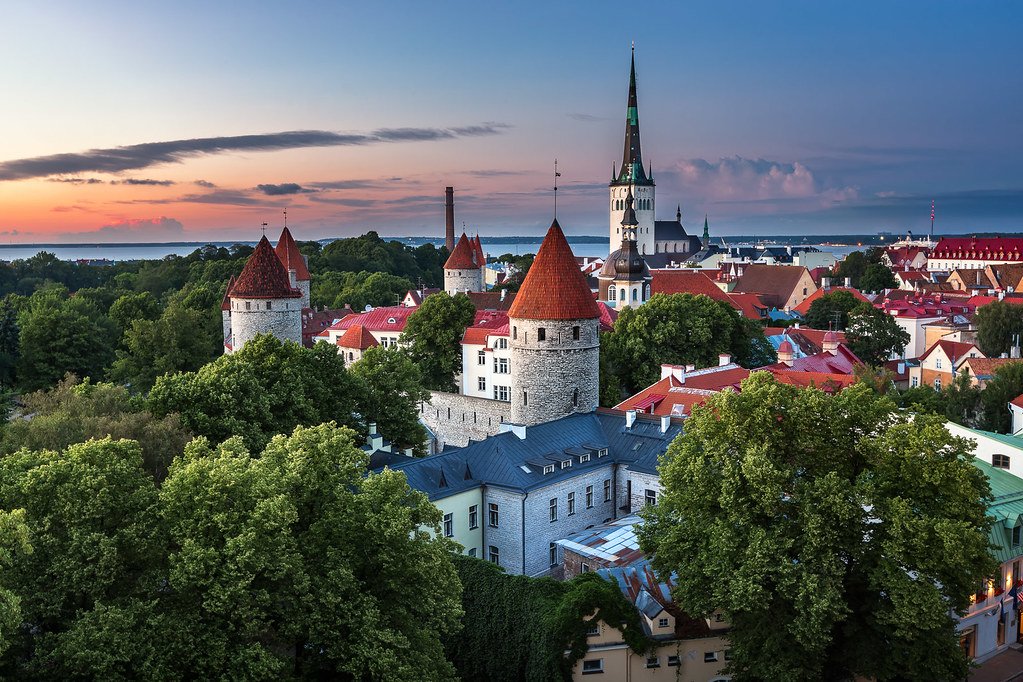 Explore Tallinn - tallinncityscape.com